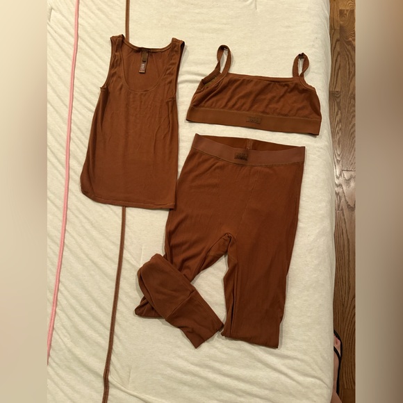 SKIMS | Intimates & Sleepwear | Skims Ribbed Set In Copper | Poshmark